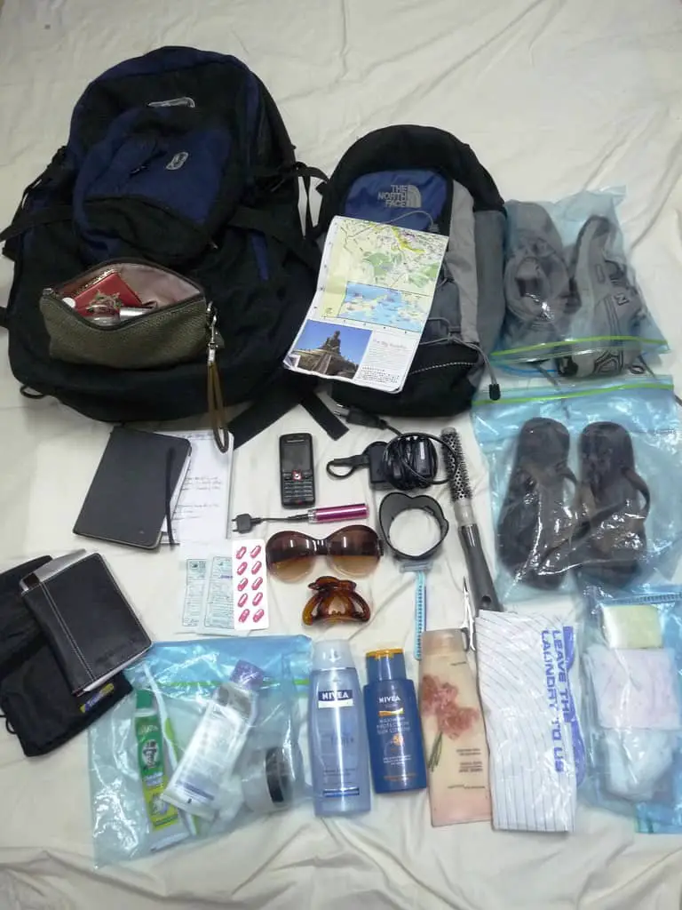 12 Hiking Gear Essentials For Your Day Hike - HikingInk