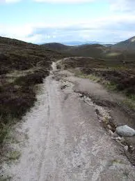 5 Solutions to Save Endangered Hiking Trails - HikingInk