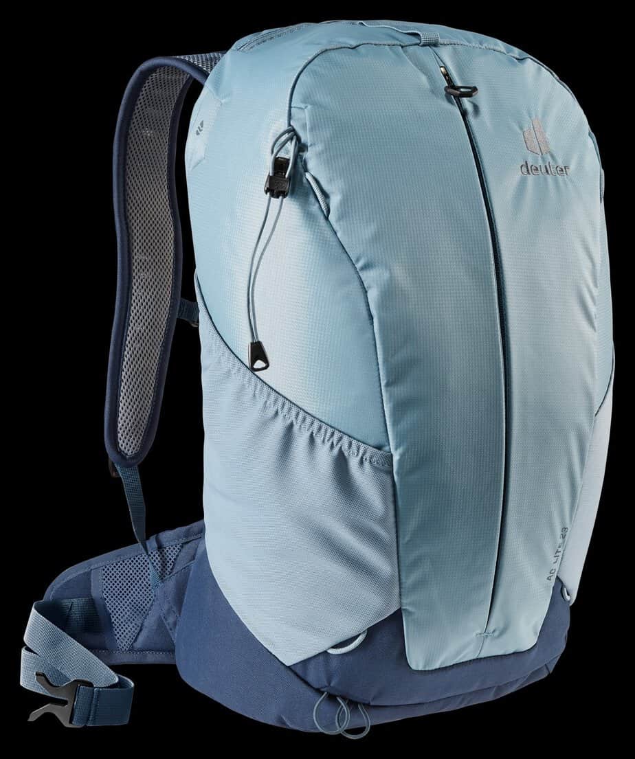 7 Best Day Hike Backpacks (For Women & Men) - HikingInk